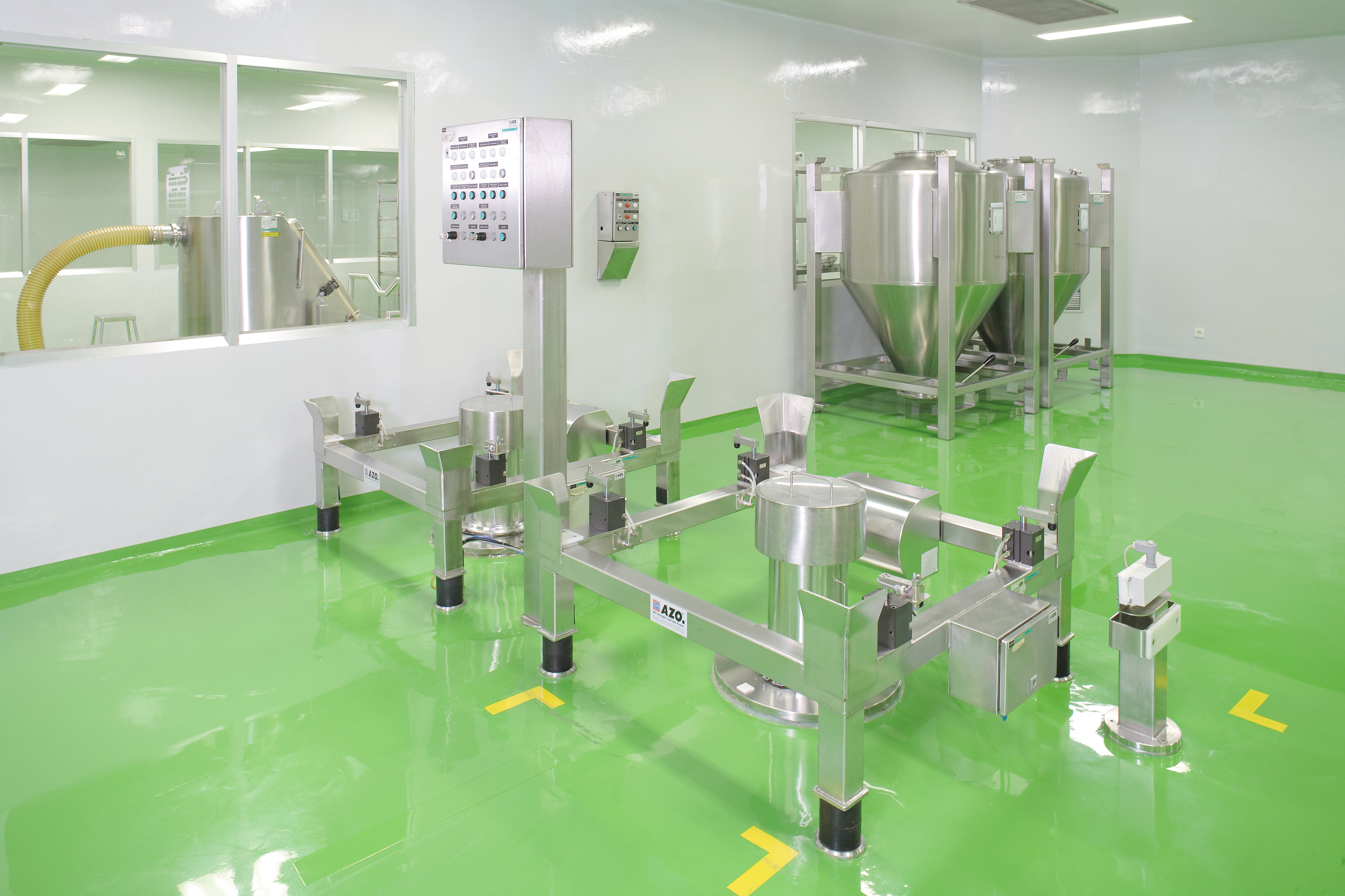 AZO BATCHTAINER® Docking Station: Container Discharge