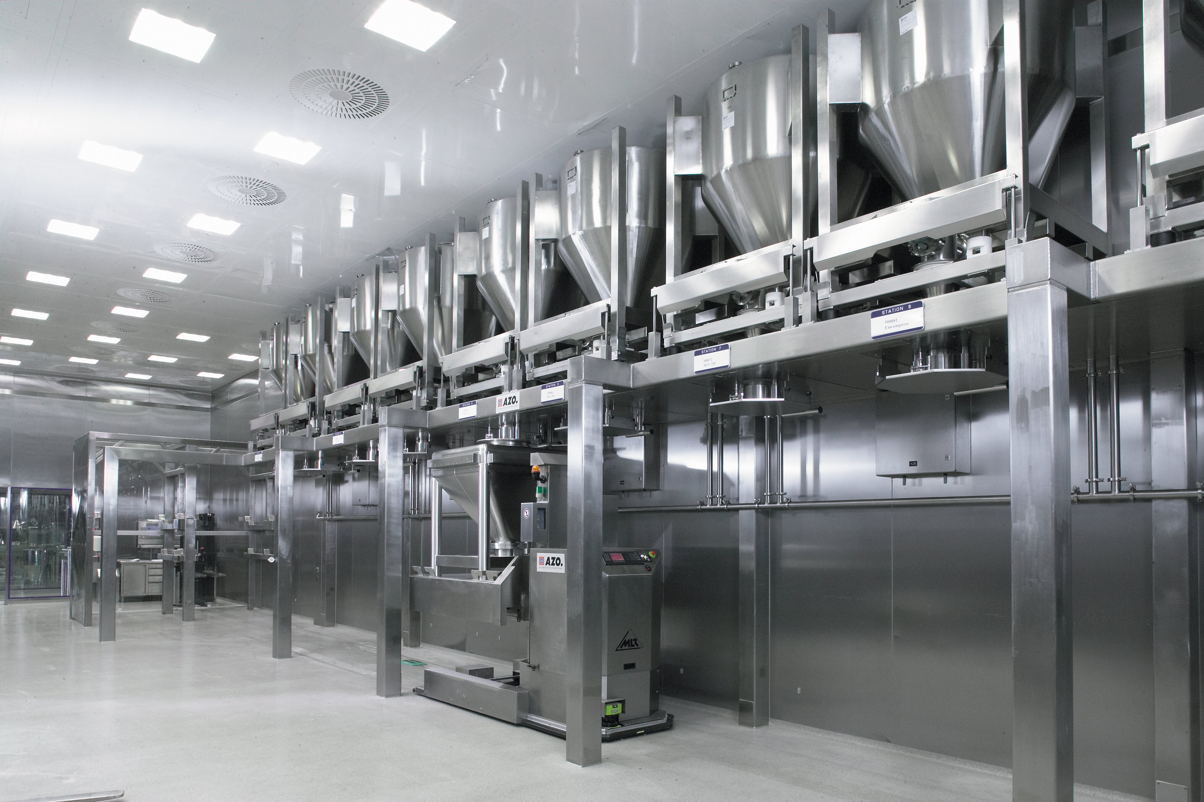 AZO COMPONENTER®: Fully Automatic with AGV