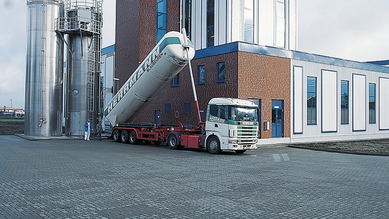 Solutions | Bulk Containers, Pneumatic Conveying & More - Plant Components