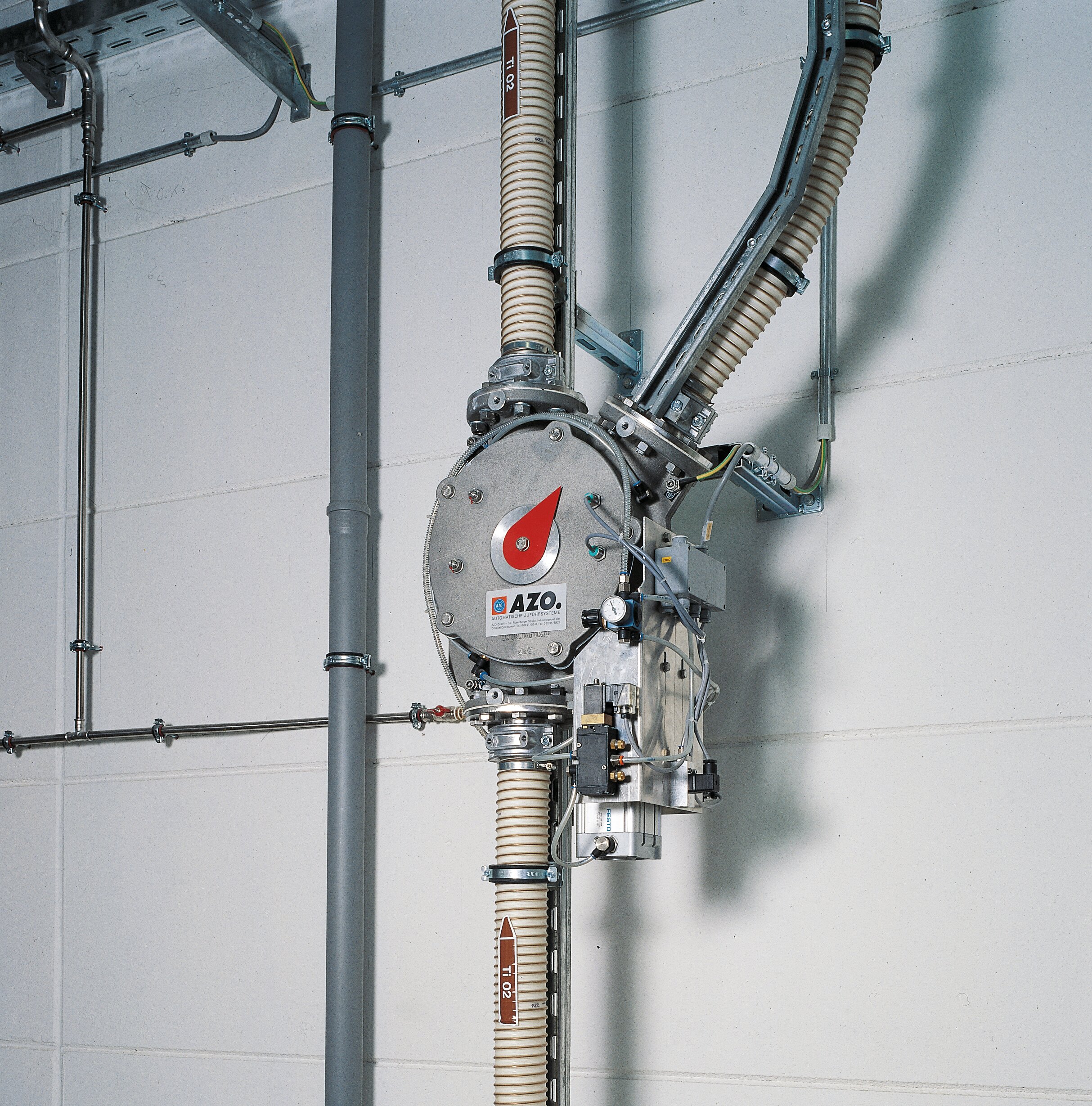 Powder coatings | Material handling for production